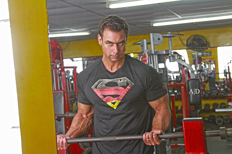 Do Isometrics Build Muscle? - Maik Wiedenbach